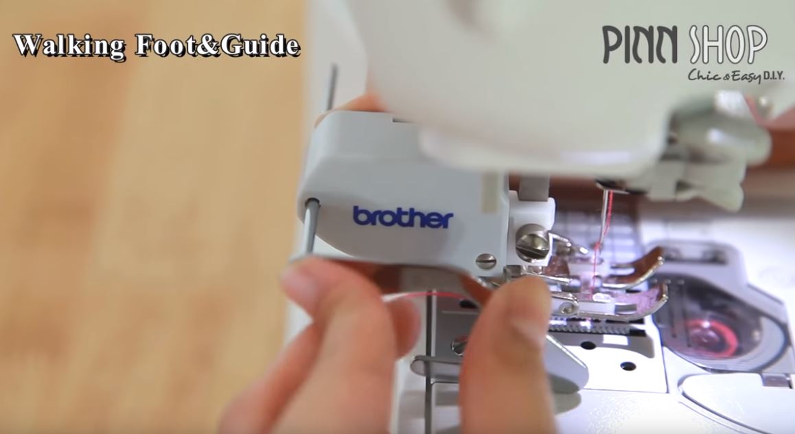 วิธีใช้ตีนผี Walking Foot ช่วยให้การ Quilt (ควิลท์) นูนสวย มีไกด์ช่วยตี ...